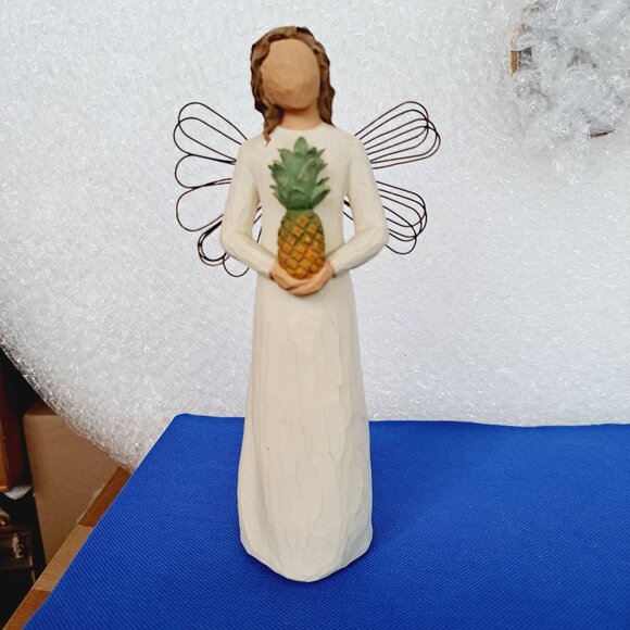 Willow Tree | Accents | Willow Tree Welcoming Angel Holding Pineapple ...